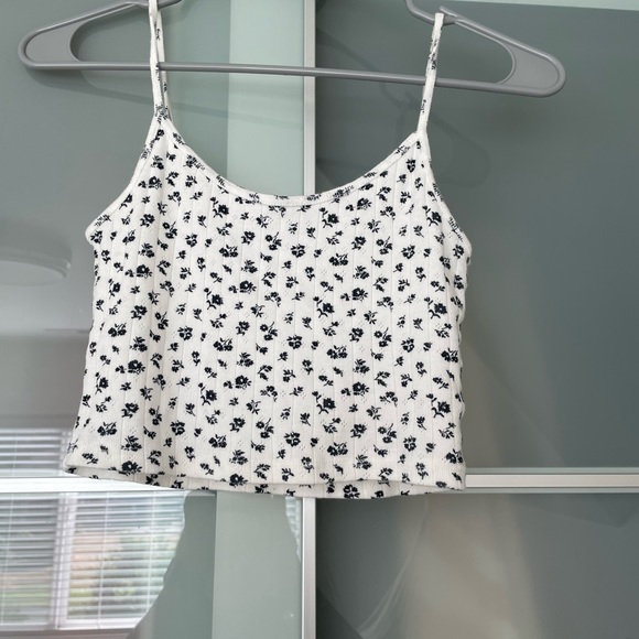 Brandy Melville | Tops | Brandy Melville White Tank With Navy Blue ...